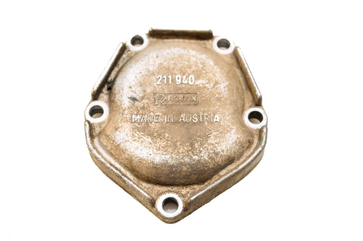 04 Can-Am Outlander 400 4x4 Oil Strainer Cover Bombardier
