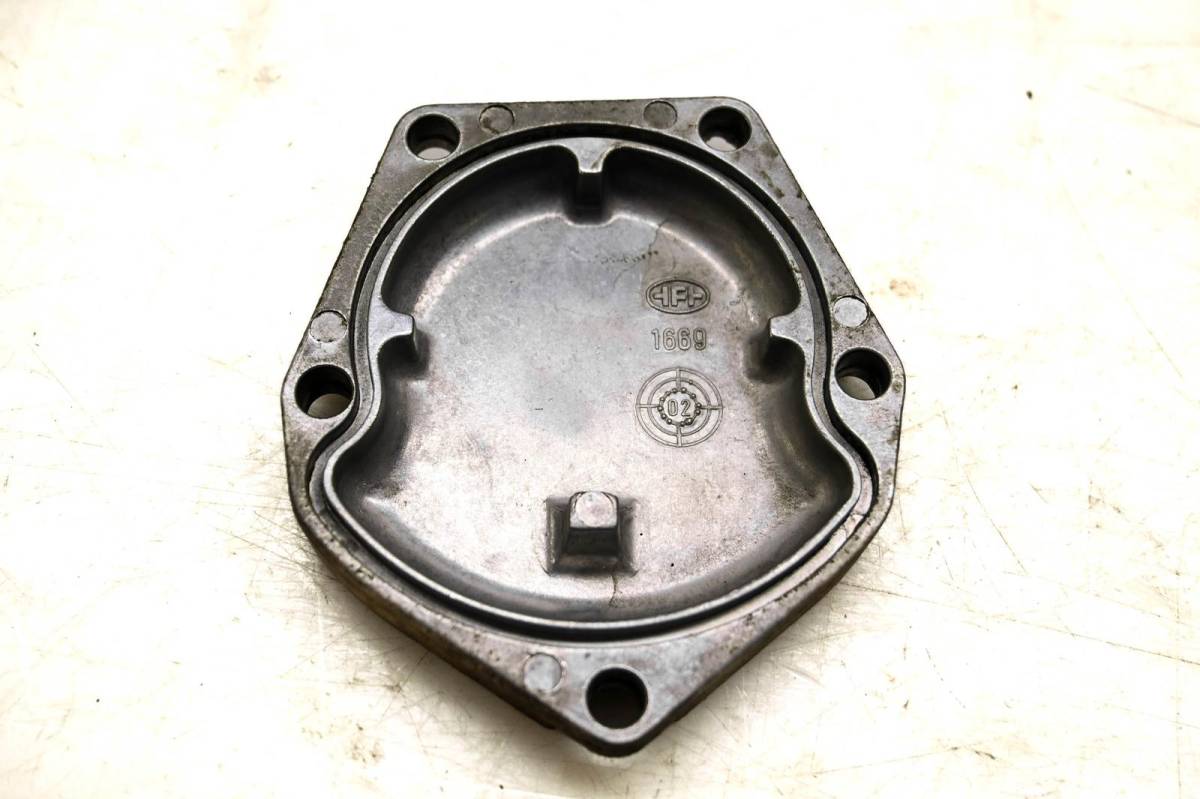 04 Can-Am Outlander 400 4x4 Oil Strainer Cover Bombardier