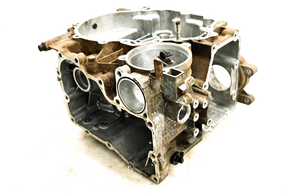 15 Kubota RTV X900 G Transmission Gear Case Housing