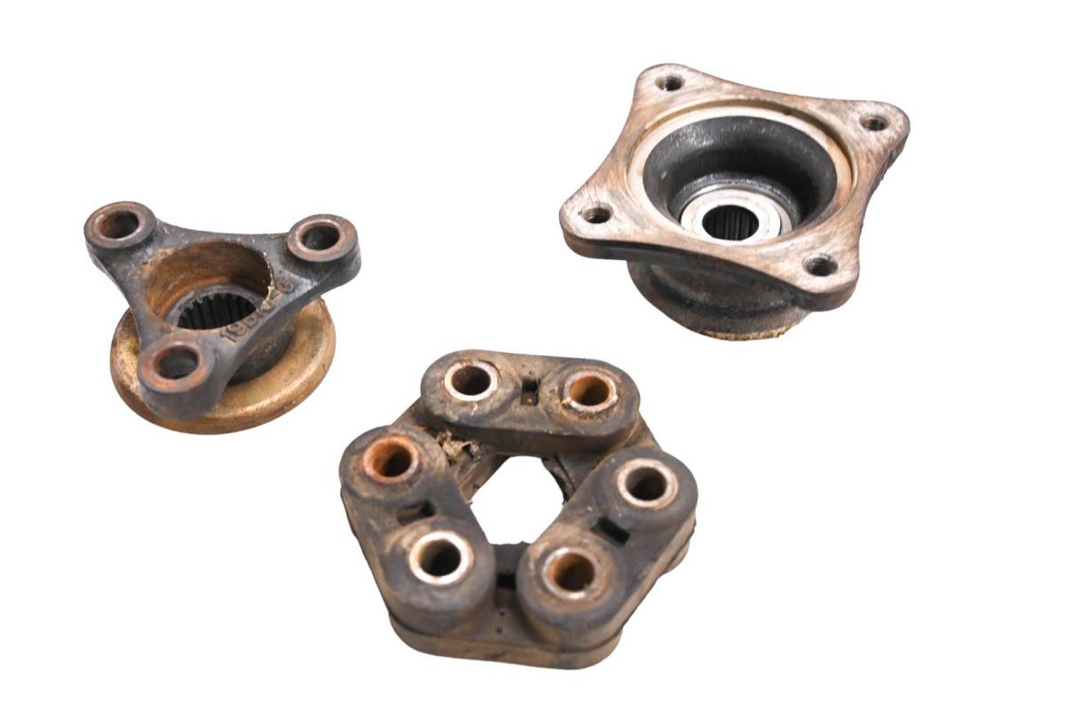 00 Arctic Cat 500 4x4 Front Drive Shaft Couplings