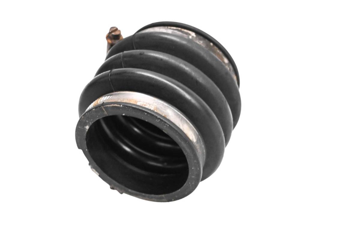 20 Sea-Doo GTI STD Impeller Shaft Bellow Bearing Cover