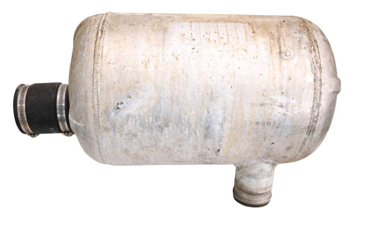 11 Yamaha Waverunner VX Deluxe Water Lock Muffler Exhaust Pipe VX1100B