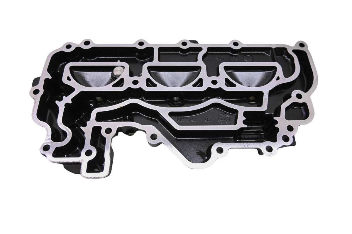 23 Can-Am Spyder F3 Limited ACE SE6 Oil Pan Cover