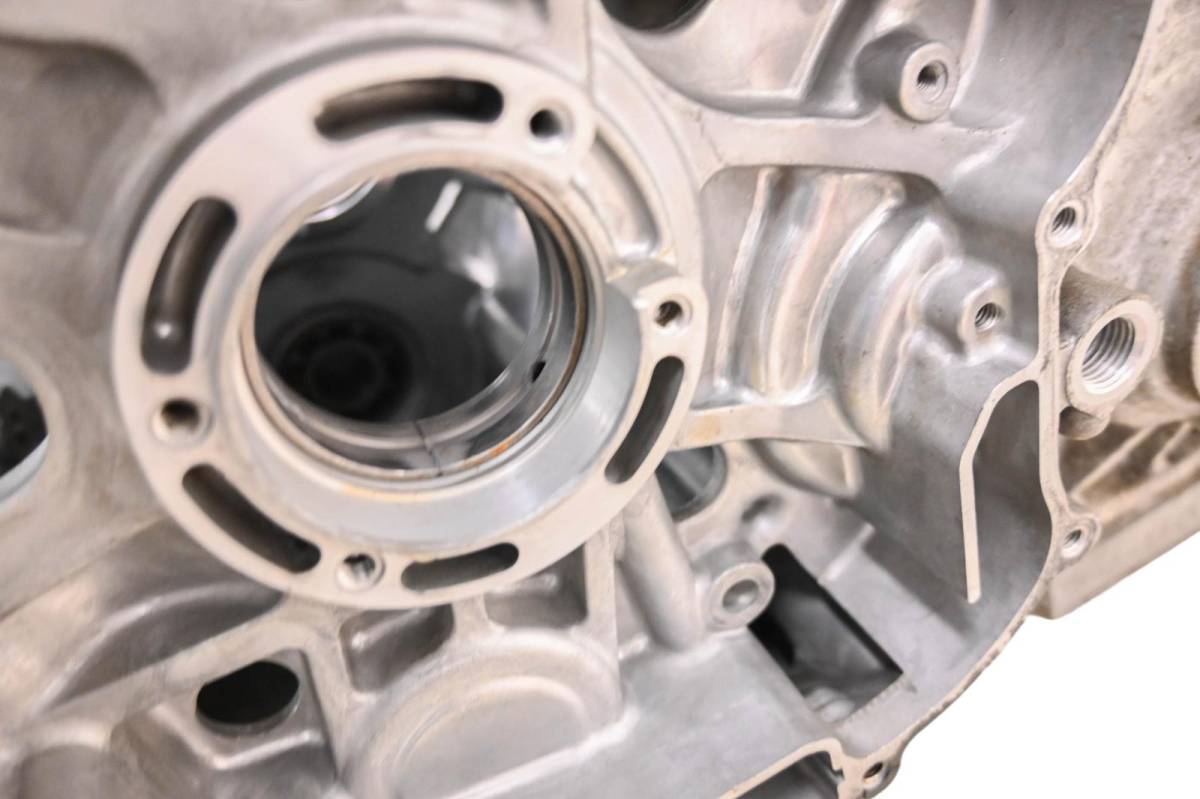 05 Suzuki Burgman 650 Crankcase Center Crank Case AN650