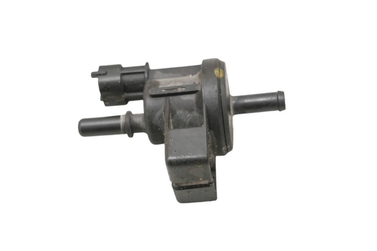 22 Royal Enfield Interceptor 650 Purge Control Solenoid Valve INT650