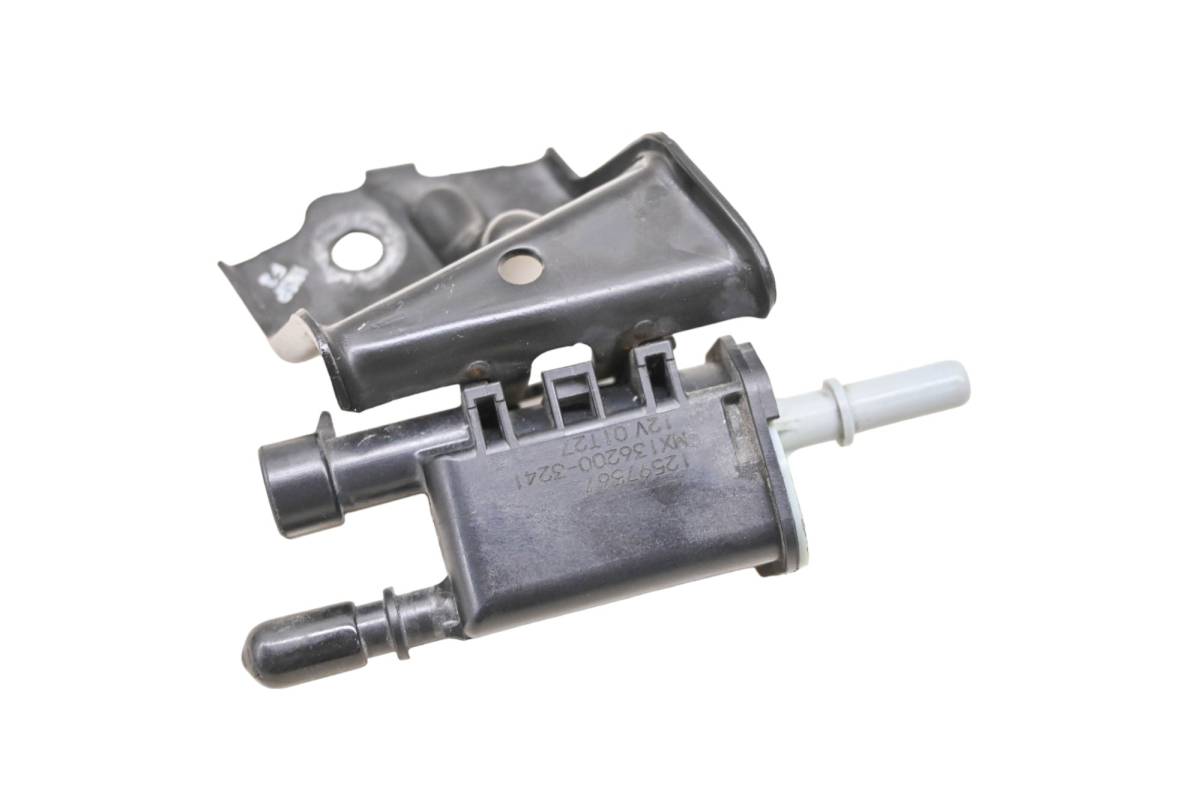 17 Polaris Slingshot SLR Solenoid Valve