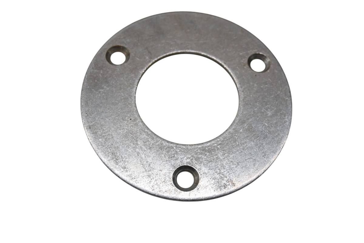 06 Victory Kingpin Bearing Retaining Plate