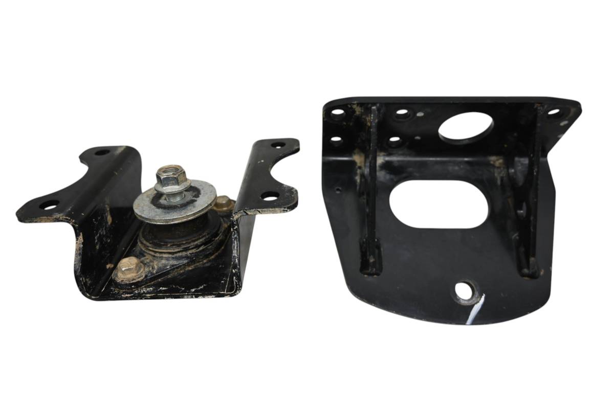 23 Kawasaki Mule PRO-DXT EPS 4x4 Engine Brackets Mounts KDT1000