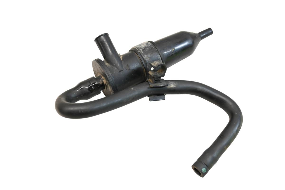 16 Yamaha YXZ1000R Breather Box Vent & Hose